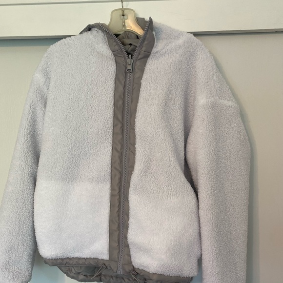 Fabletics | Jackets & Coats | New Fabletics Reversible Rain Jacket ...